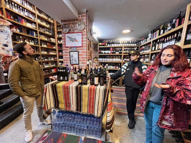 Tbilisi: Pub Crawl tour with special drinks