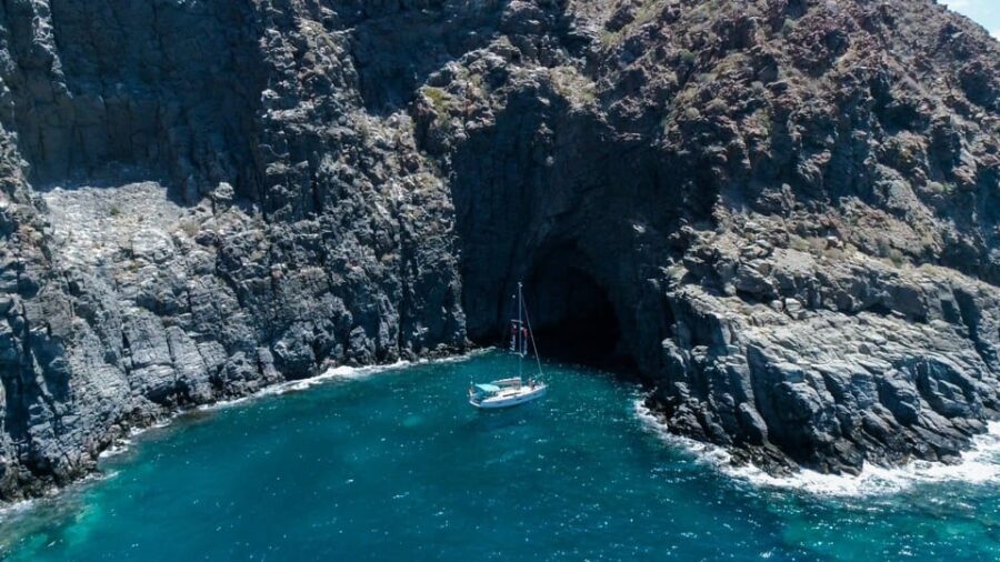 Tenerife: Ocean Pack Jet Ski and Yacht Whale Watching