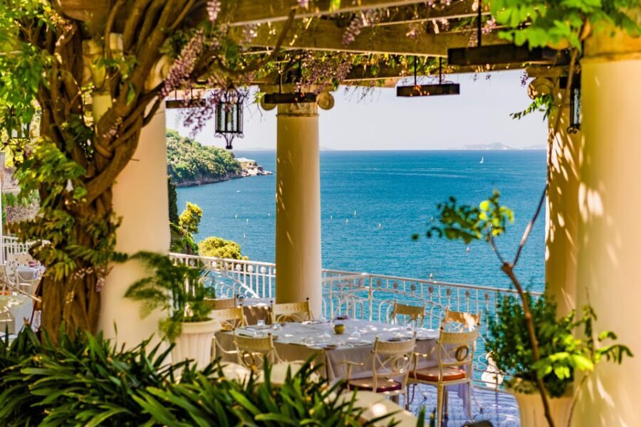 Top Amalfi city sights private walking tour