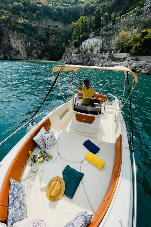 Tour in barca privato Isola di Capri - What to Expect on the Itinerary