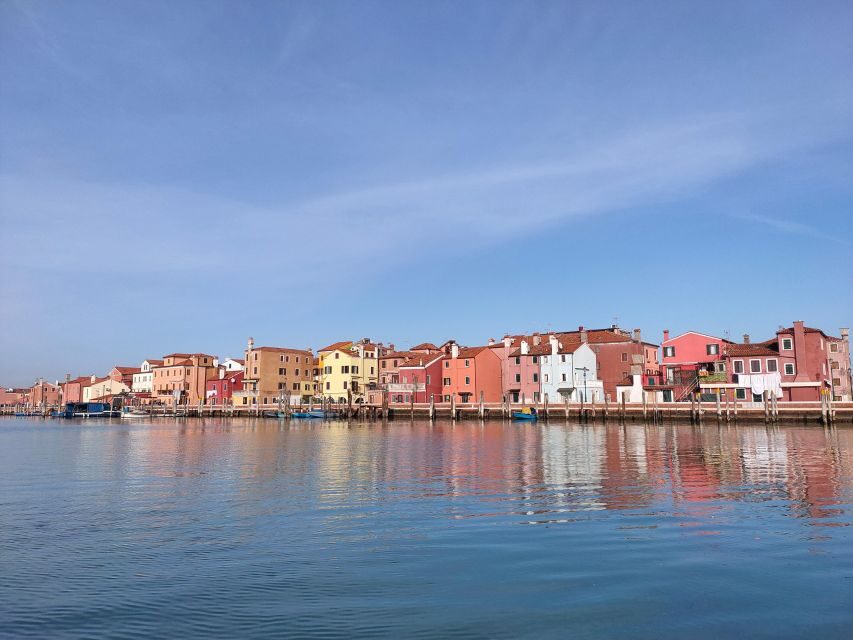 Tour to Pellestrina in a typical lagoon boat from Chioggia