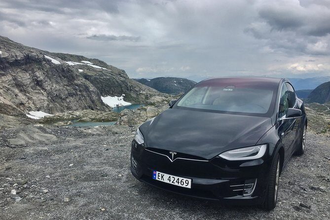 TRANSFER, LUXURY CAR 1-3 PAX: Bergen airport transfer