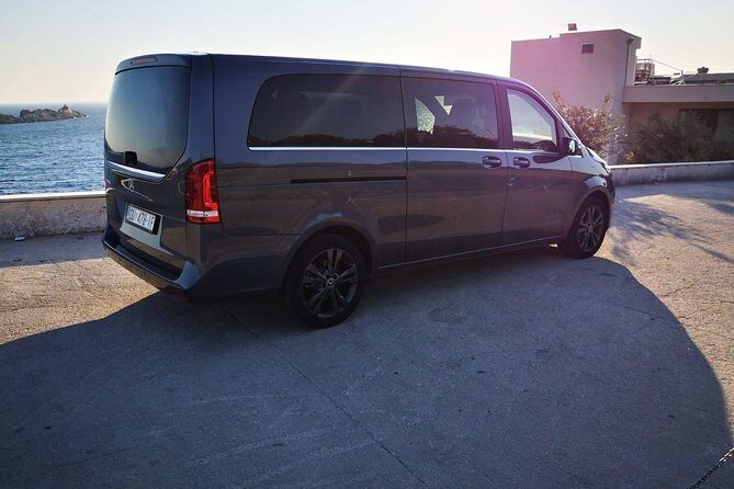 Transfers up to 3 persons to or from Dubrovnik airport to Dubrovnik