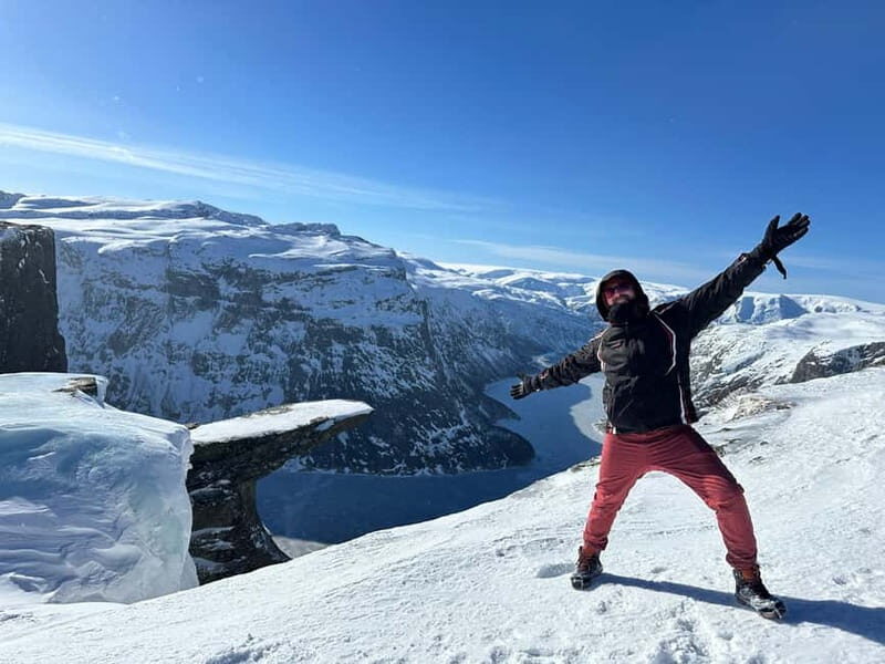 Trolltunga Day Hike