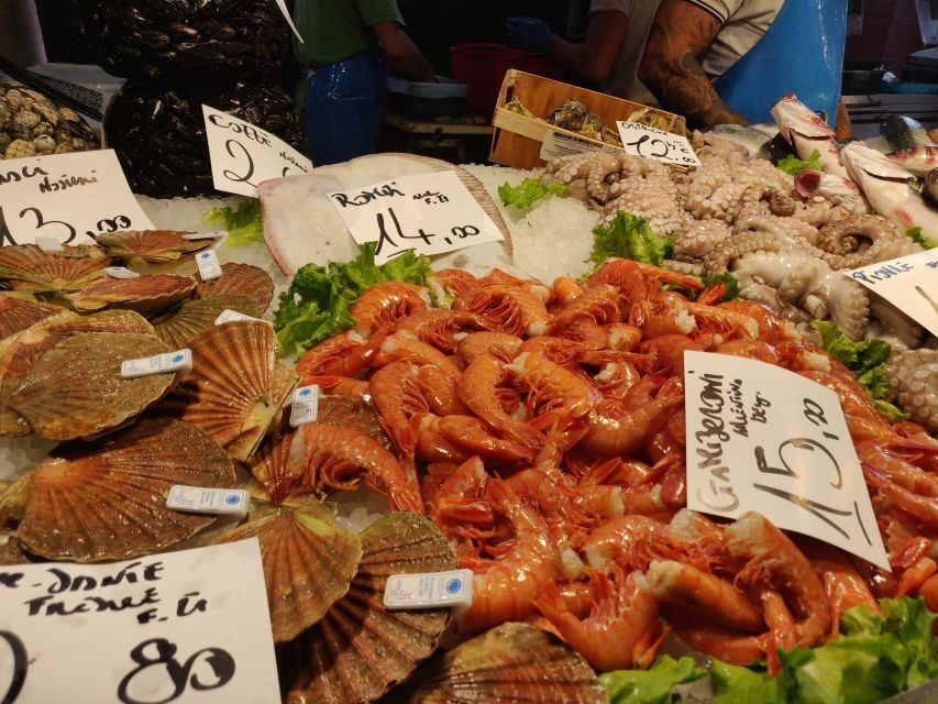 Venice: Local Fish Market With Cicchetti, Lunch, and Wine