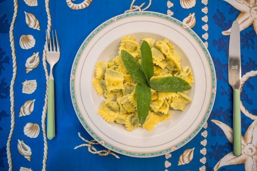 Verona: Pasta & Tiramisu Cooking Class at a Local's Home