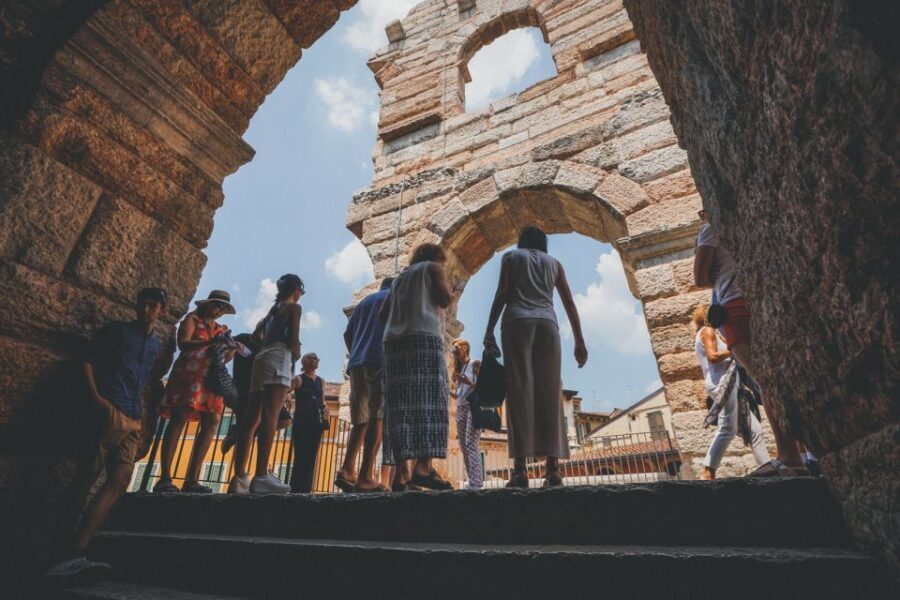 Verona: Priority Access Arena Guided Tour