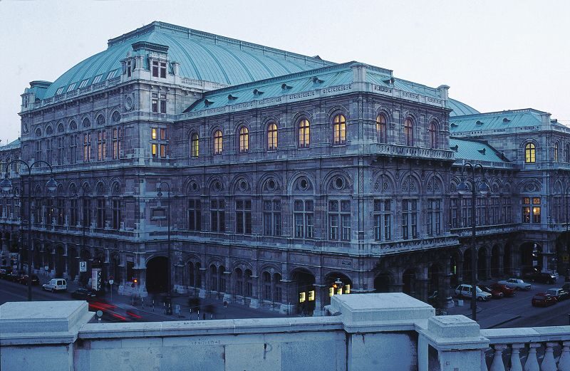 Vienna: Full-Day Private Tour including Schönbrunn Palace