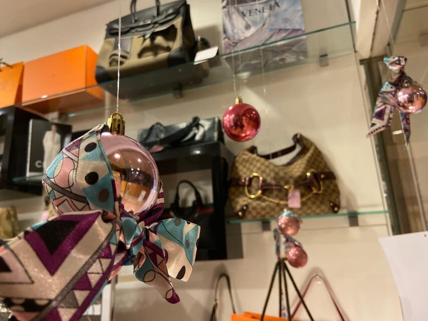 Vienna: Private Luxury Shopping & Afternoon Tea Experience