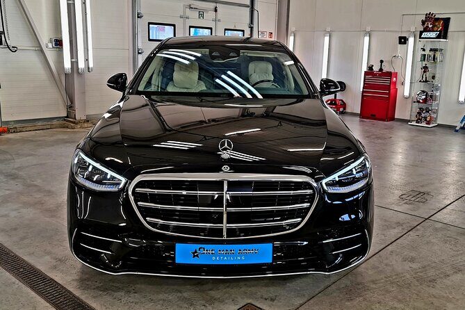 VIP transfer from airport Gdansk (GDN) to Hotel in Gdansk / Sopot