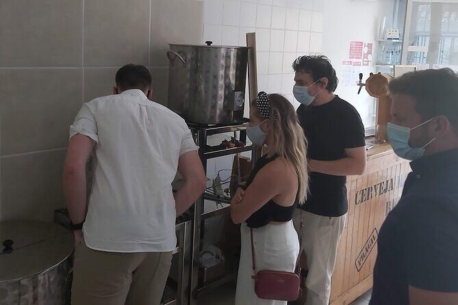 Visit to a Family Brewery in Loulé with Tasting