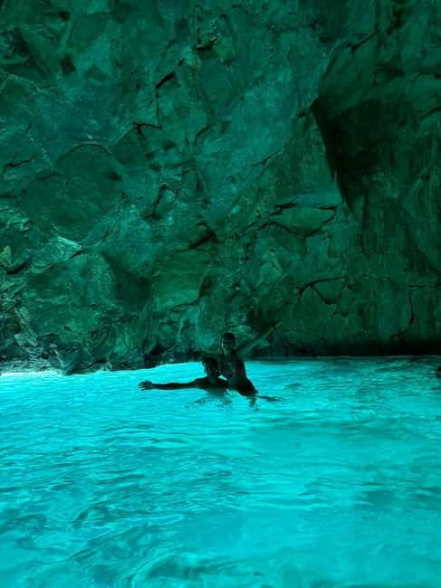Vlora: Blue Cave and Grama Bay Full-Day Speedboat Tour