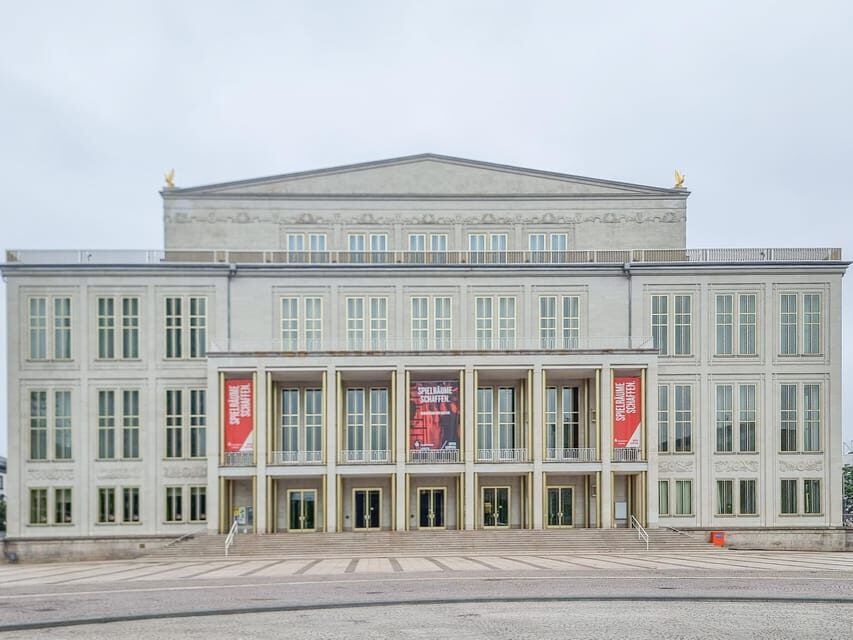 Walking tour through Leipzig