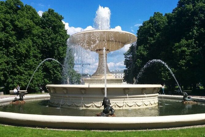 Warsaw Highlights by Bike with Breathtaking Sceneries