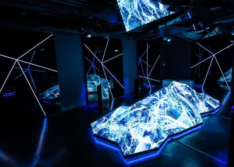 Warsaw: Kleks Magia Kina Immersive Film Center Entry Ticket - Who Will Enjoy This Most?