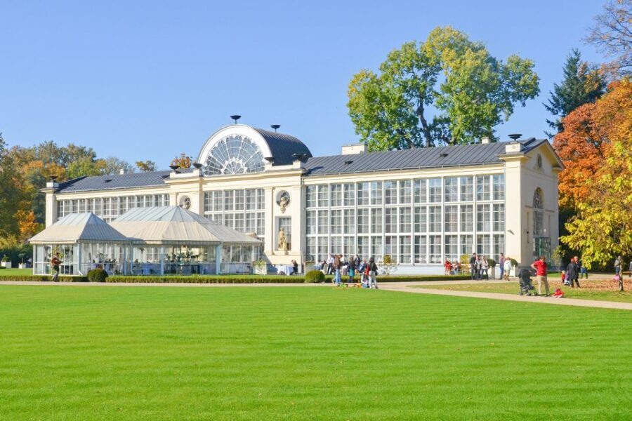 Warsaw: Warsaw Historical Group Tour with Pickup & Drop-Off
