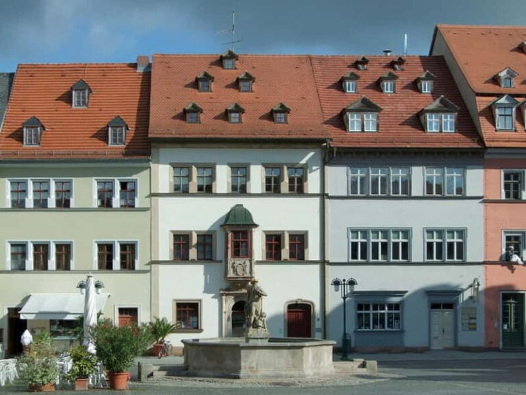 Weimar: Express Walk with a Local in 60 minutes - Breaking Down the Itinerary