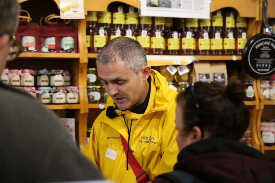 Westport: Fun-filled walking tour of a beautiful town