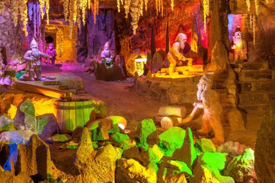 Wieliczka Salt Mine: Skip-the-Line Ticket and Guided Tour