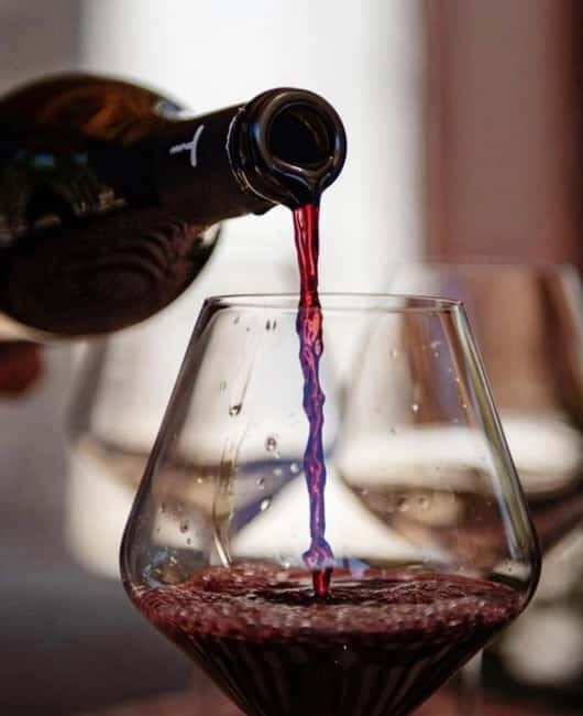 Wine tasting tour and traditional lunch in the hills of the Amalfi Coast