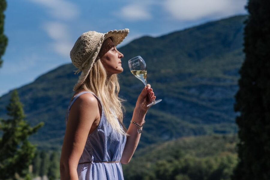 Winery tour with tasting of TrentoDoc and Grappa