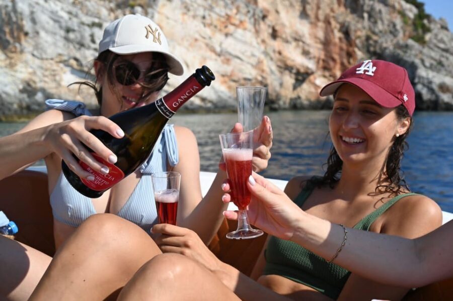 Zante Private Cruise to Turtle Island, Keri Caves & Mizitres
