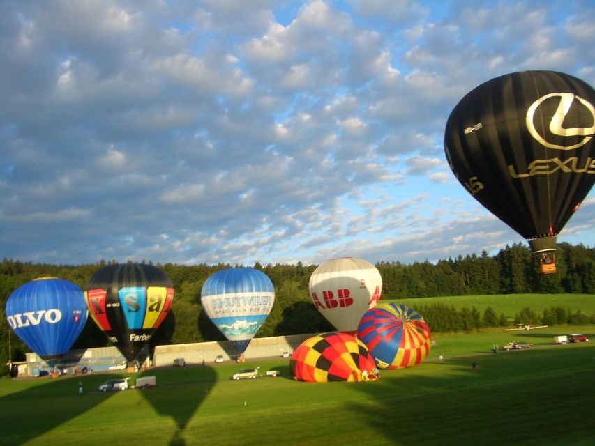 Zurich: Private Hot Air Balloon Ride & Champagne