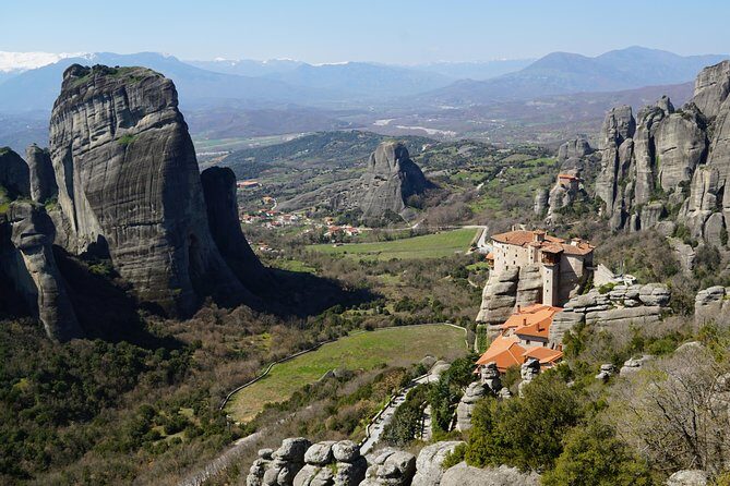 2 Days Private Tour: Delphi & Meteora