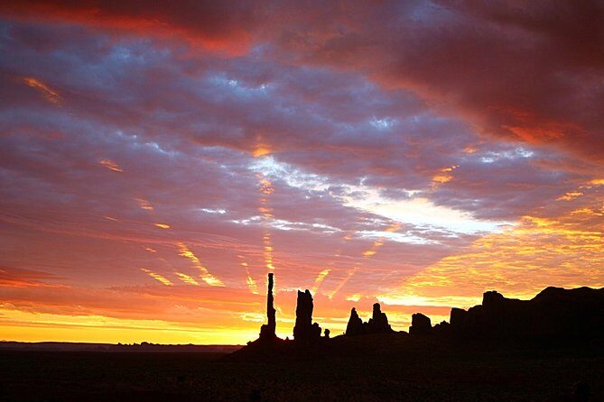 3.0 Hours of Monument Valley's Sunrise or Sunset 4×4 Tour - Transportation and Comfort