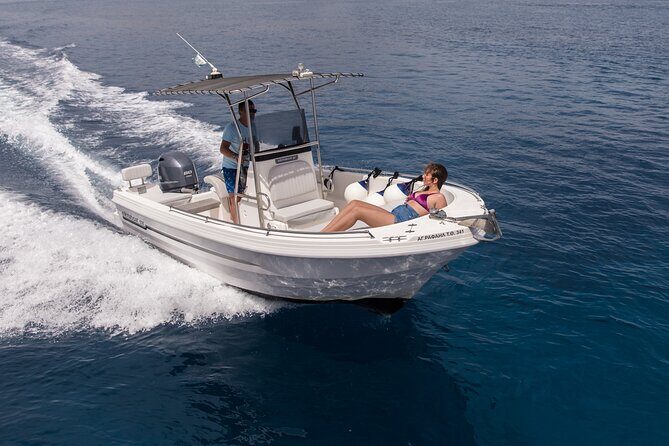 5 Hours Boat Rental in Santorini - Who Will Love This Experience?