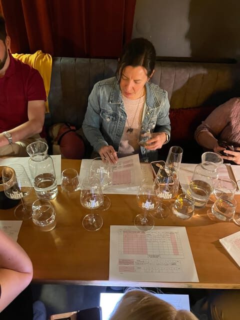 6-Tier Hungarian Wine Tasting at a Cozy Community Table
