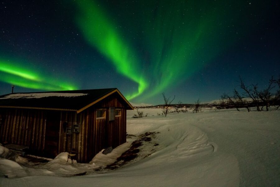 Abisko: Aurora Snowshoeing