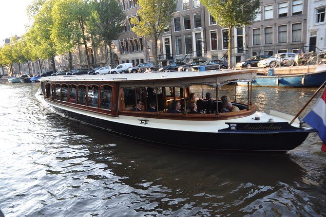 Afternoon tea Amsterdam - The Food and Drink: A High Tea Experience
