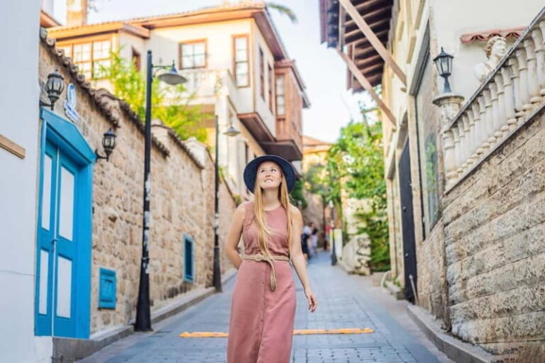 Antalya: Old Town Walking Tour incl. Turkish Tea and Baklava - Walking the Streets of Kaleici