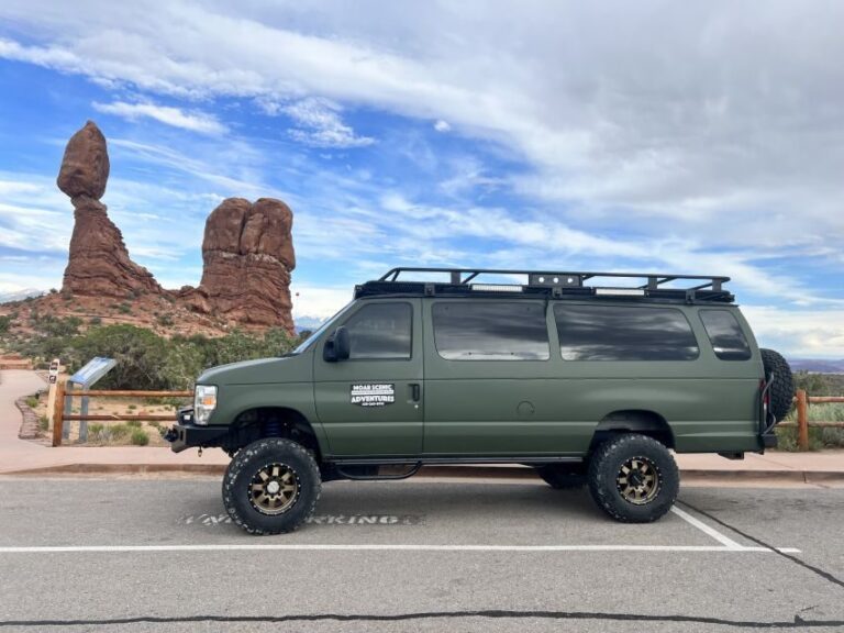 Arches National Park: Sunset Pavement Van Tour - Timing and Schedule