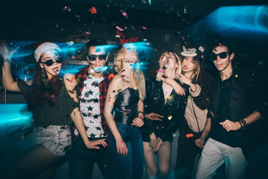 Berlin: Bar & Party Tour with Free Shots & VIP Club Access