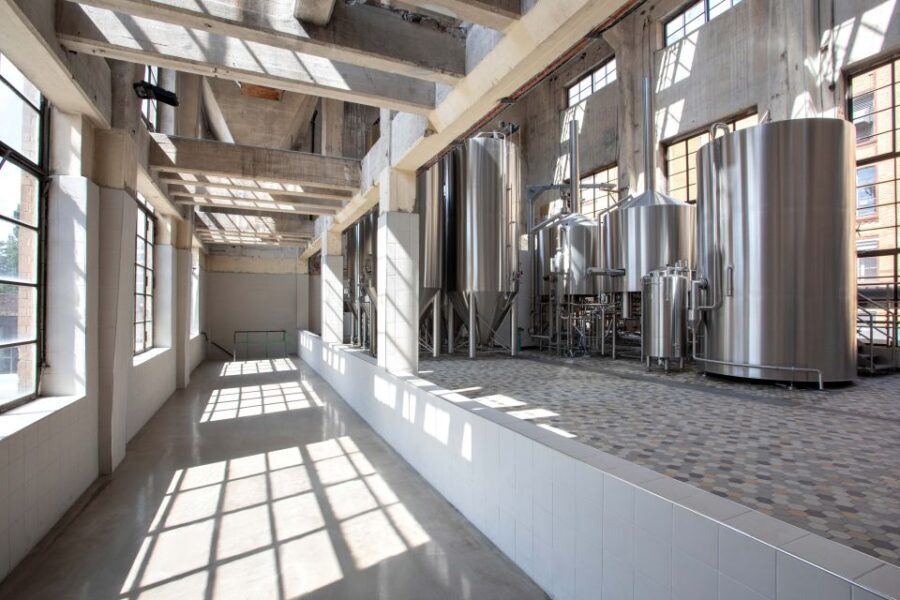Berlin: Vagabund Brauerei Beer Tasting & Guided Brewery Tour