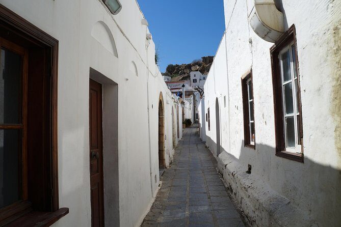 BEST OF LINDOS & RHODES - LUNCH BREAK & WINE TASTING - 19p / 7h