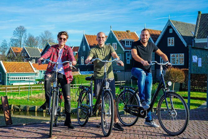 Bike rental Volendam - Explore the Countryside of Amsterdam