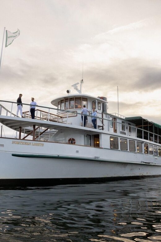 Boston: Cocoa and Carols Holiday Cruise - Practical Tips for Your Holiday Cruise