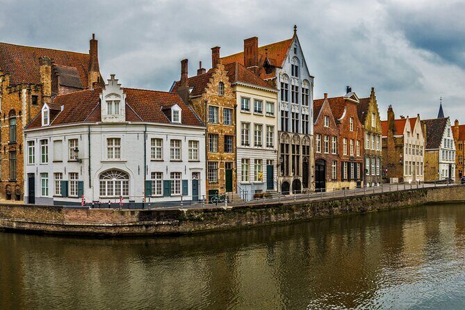 Bruges Scavenger Hunt and Highlights Self Guided Tour - Navigating Practical Details