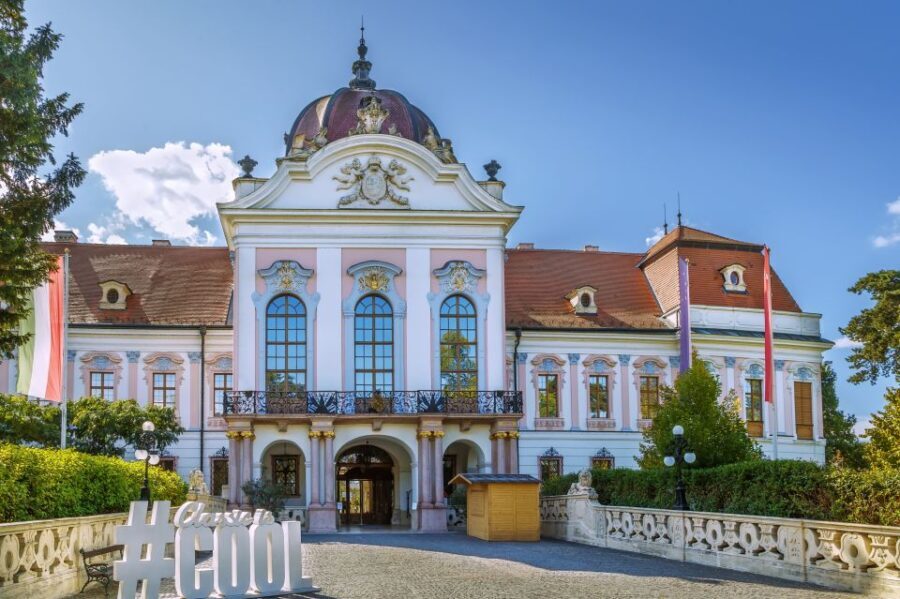 Budapest: Private 3-Hour Gödöll Palace Tour