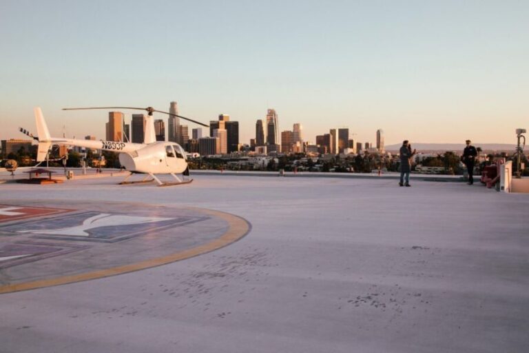 Burbank: Helicopter Tour of Los Angeles and Hollywood Sign - The Landmarks and Scenic Highlights