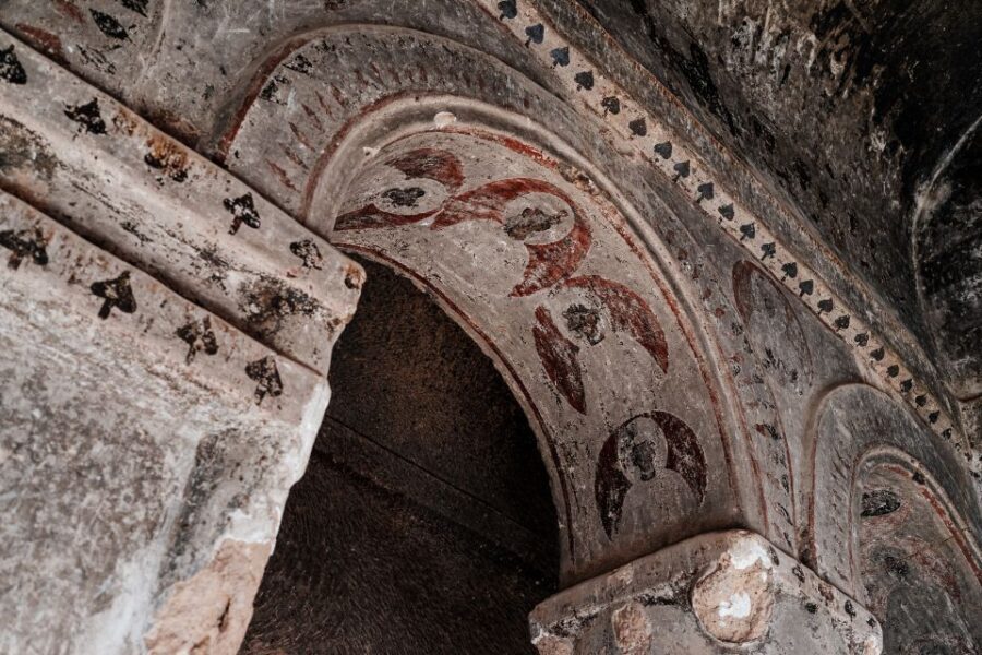 Cappadocia: Göreme Red Tour with Lunch and guide