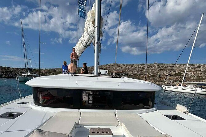 Catamaran Sailing to Dia with Lunch in Heraklion, Crete(EST )