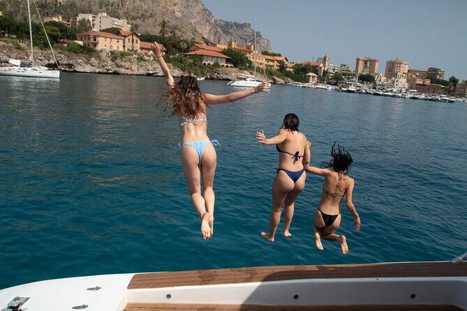 Catania on board a super yacht for up to 35 people