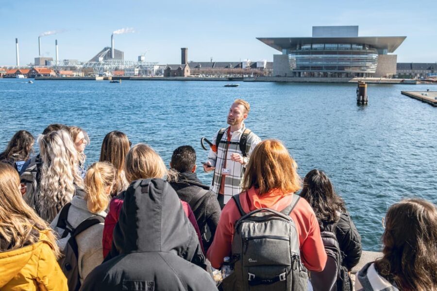 Copenhagen: Group Walking Tour - City Highlights - 2 Hours