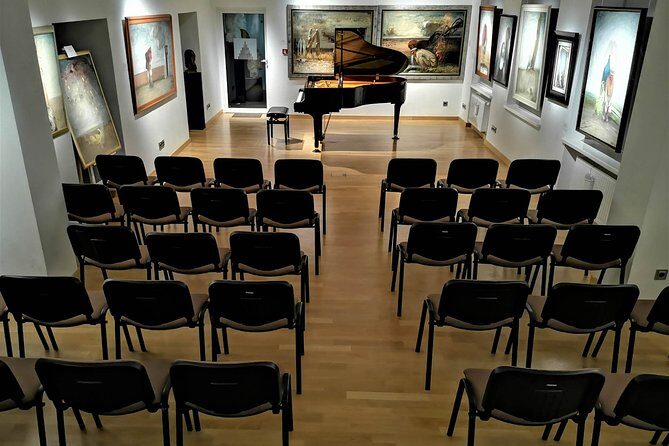 Daily live piano Chopin's concerts at 6:30 pm in the Warsaw Archdiocese Museum