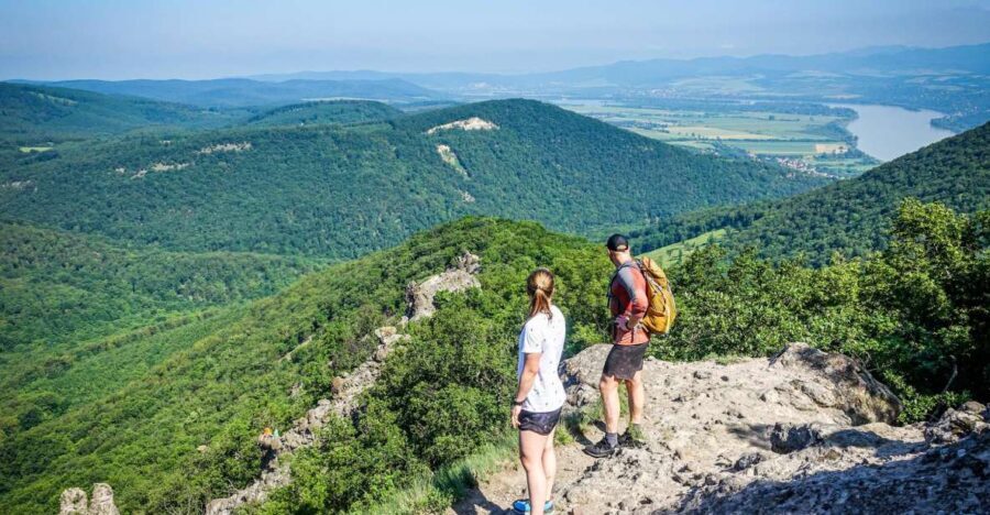 Danube Bend: Full-Day Hiking Tour from Budapest