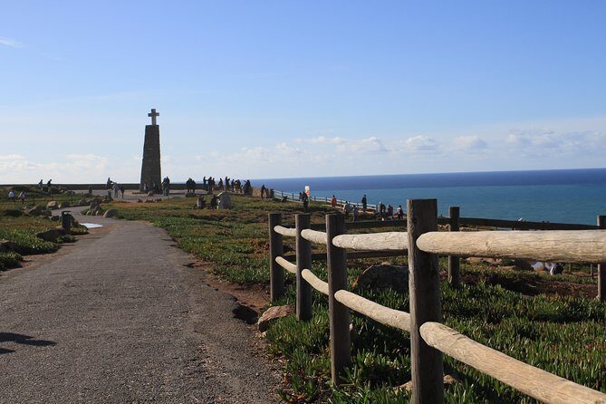 Discover Sintra and Cascais by comfy van - Private Full Day Tour - FAQ